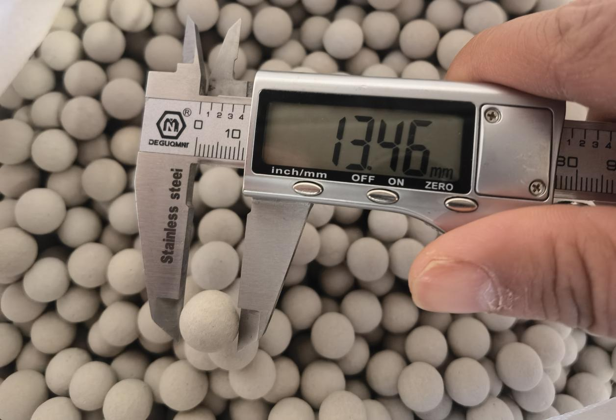 Inert Ceramic Balls